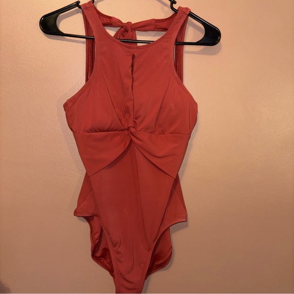 Robin Piccone | Swim | Robin Piccone Coral Ava One Piece Swimsuit Sz 8 ...
